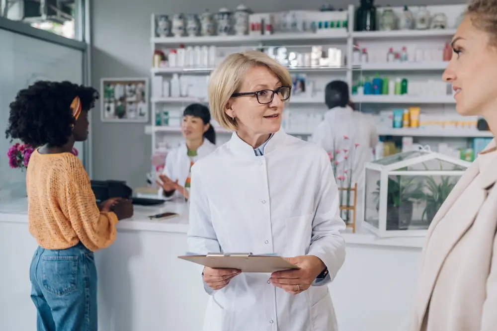 How Much Is a Pharmacy Technician Salary in the UK? (2026) ~ Skill Up
